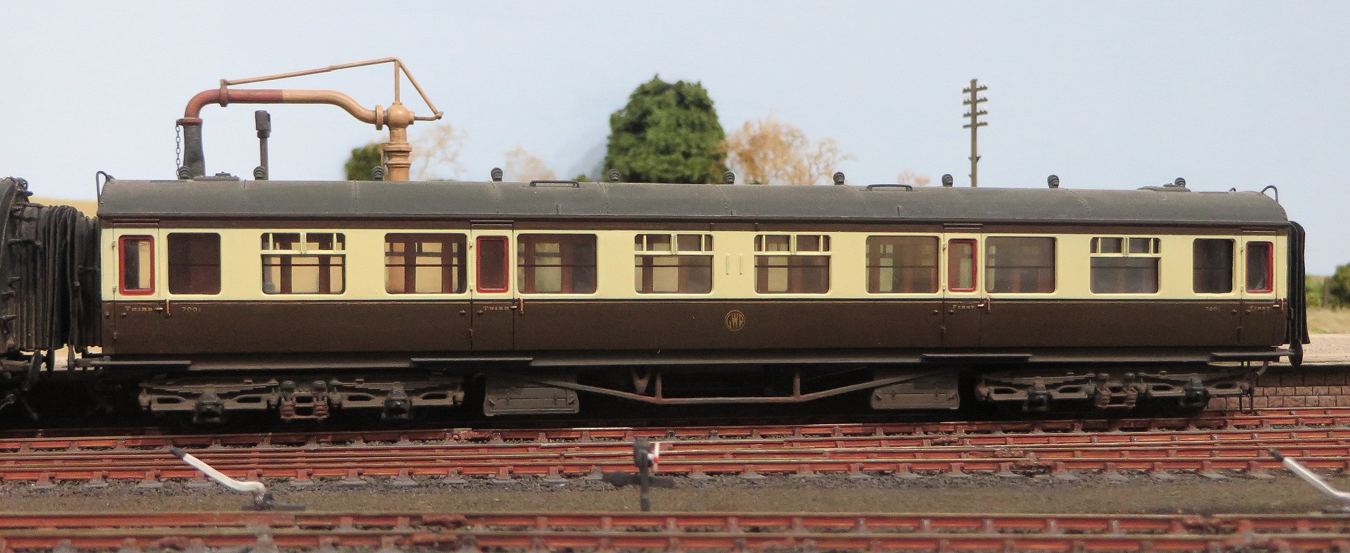 Kingsferry – Collett Coaches – Yeovil Model Railway Group (YMRG)